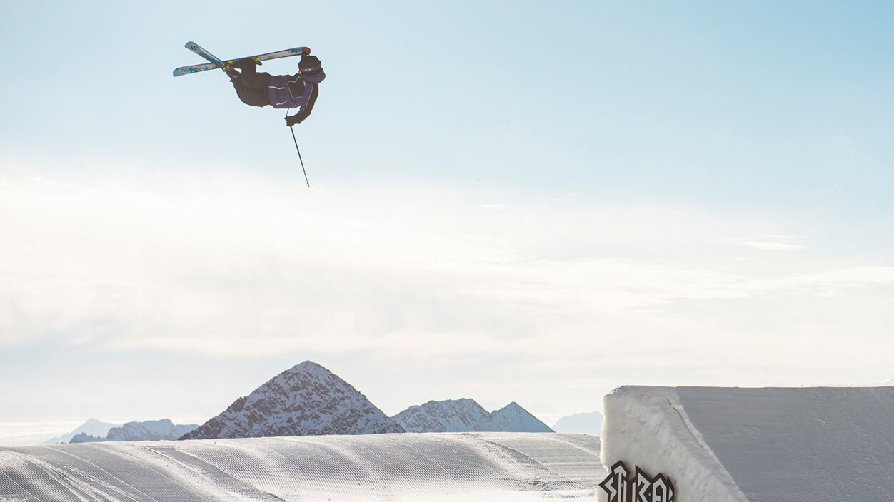 Freestyle ski size: best fit for different styles | INTERSPORT Rent