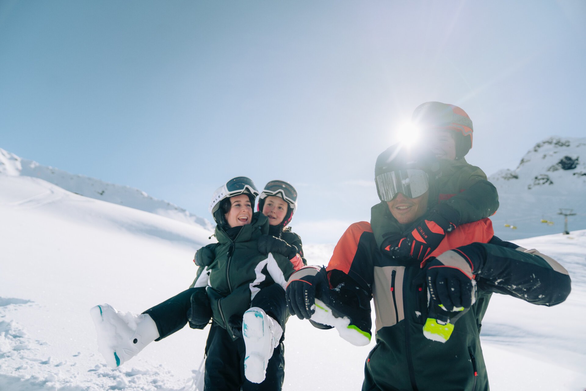 Tout sur les vêtements de ski : Conseils de l’expert | INTERSPORT Rent
