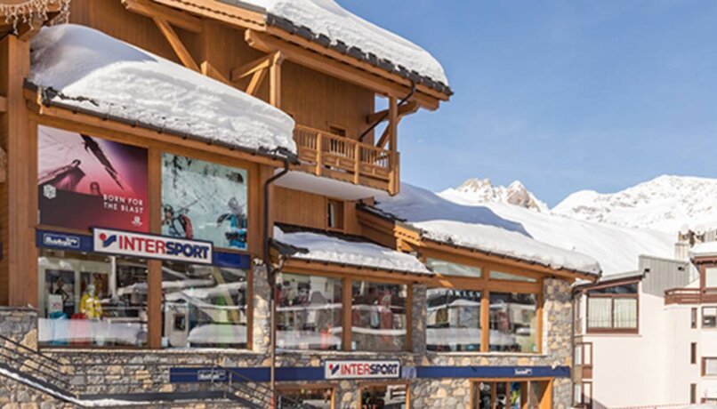 Skiing & ski rental in Tignes Val Claret | INTERSPORT Rent