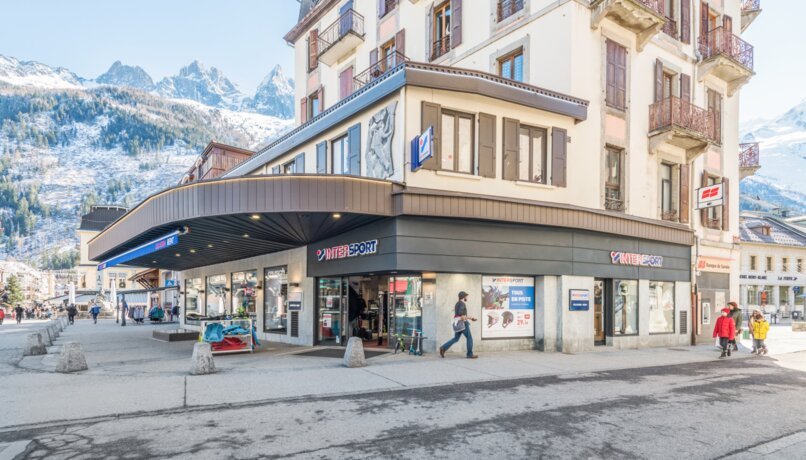 Skiing & ski rental in France | INTERSPORT Rent